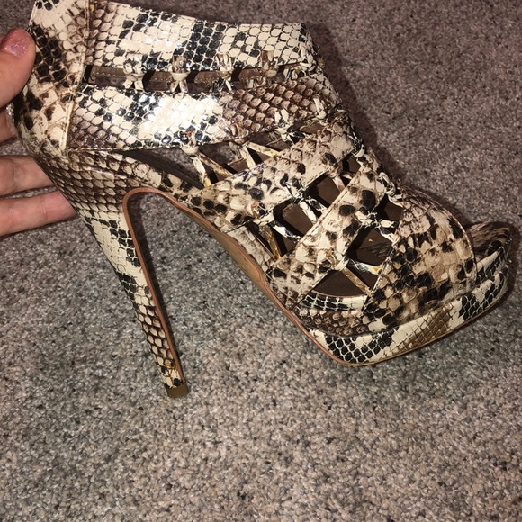 Colin Stuart | Shoes | Colin Stuart Heels | Poshmark